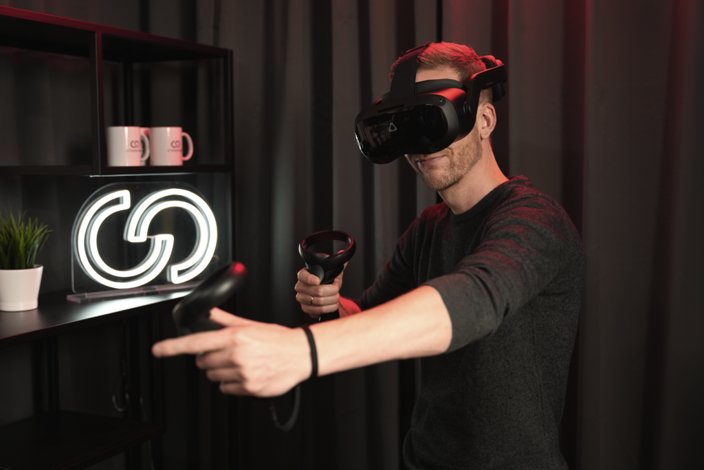 SynergyXR - VR Controllers Review | A Comprehensive Guide